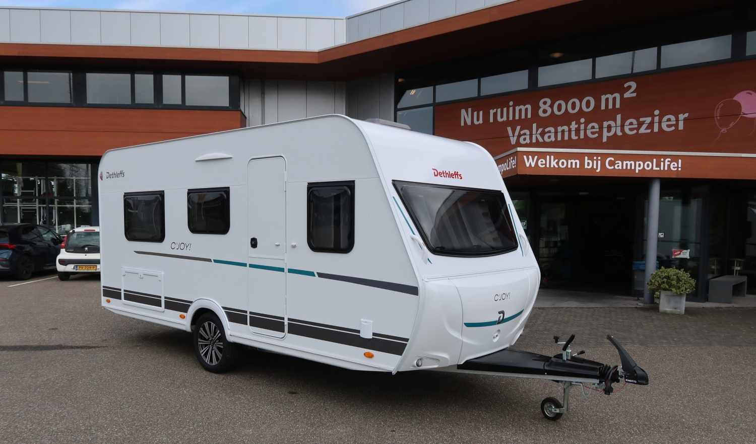Eerste nieuwe Dethleffs C'Joy 2025 model afgeleverd! | Campolife